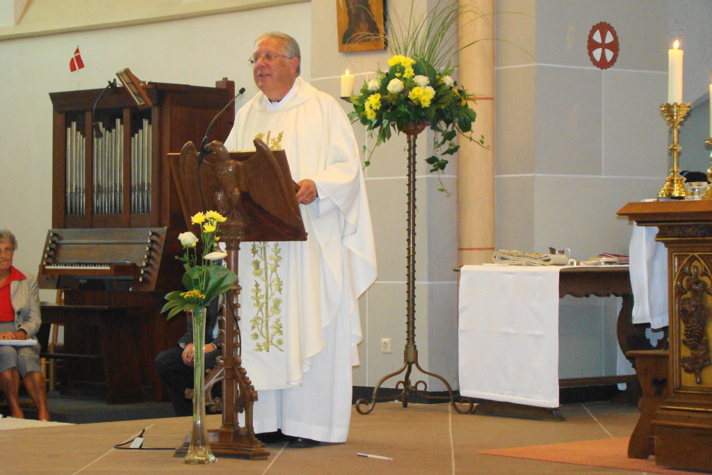 Een hartelijk welkom pastoor Scheve en diaken Bos - RK Kerk Joppe